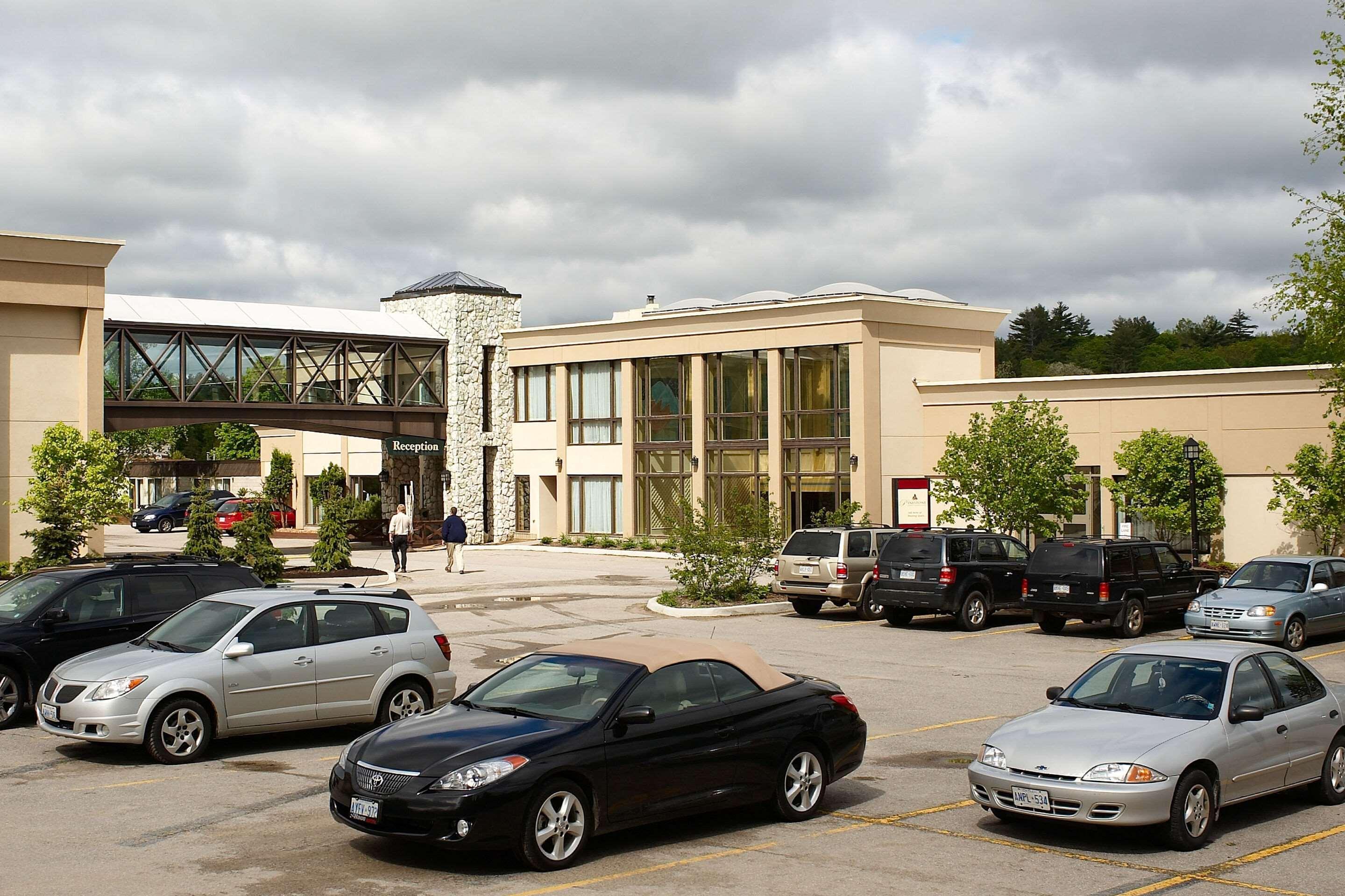 PINESTONE RESORT & CONFERENCE CENTRE | ⋆⋆⋆⋆ | HALIBURTON, CANADA ...
