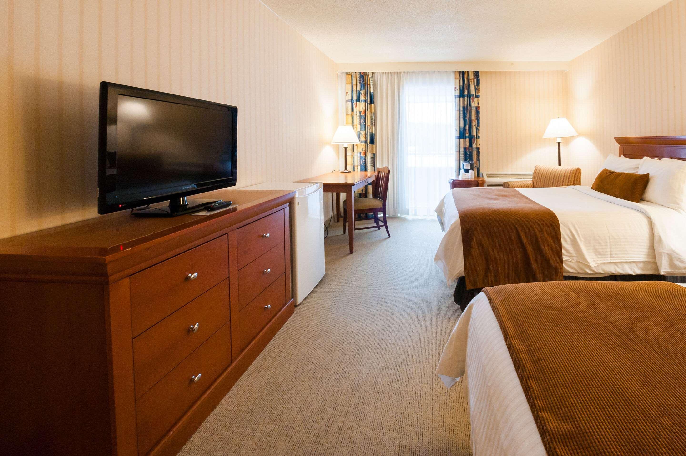 PINESTONE RESORT & CONFERENCE CENTRE | ⋆⋆⋆⋆ | HALIBURTON, CANADA ...